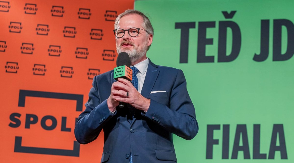 Zeman popsal vlhký sen Petra Fialy. Není to veselé | Pravý prostor