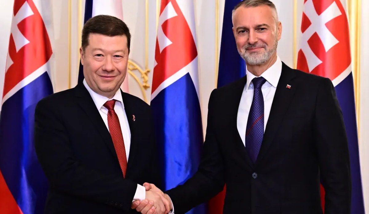 Okamura v Bratislavě napravuje poškozené vztahy | Pravý prostor