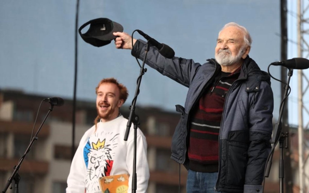 „Vyrob mi kompro …“ aneb Minář a zákulisí kauz, o kterých se nemluví ...